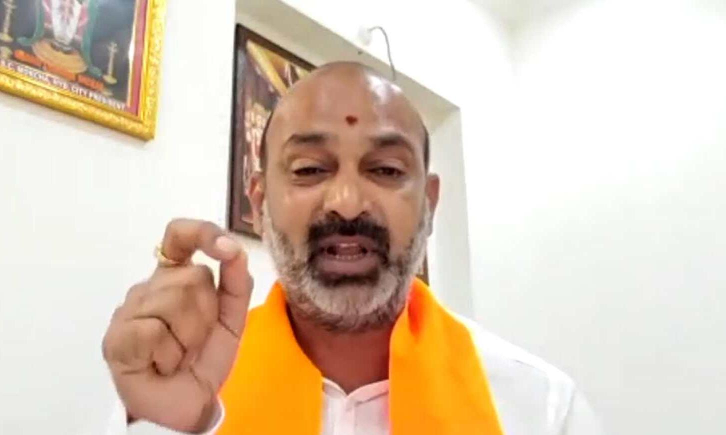 Bandi Sanjay's first visit to AP fizzles out | Bandi Sanjay's first ...