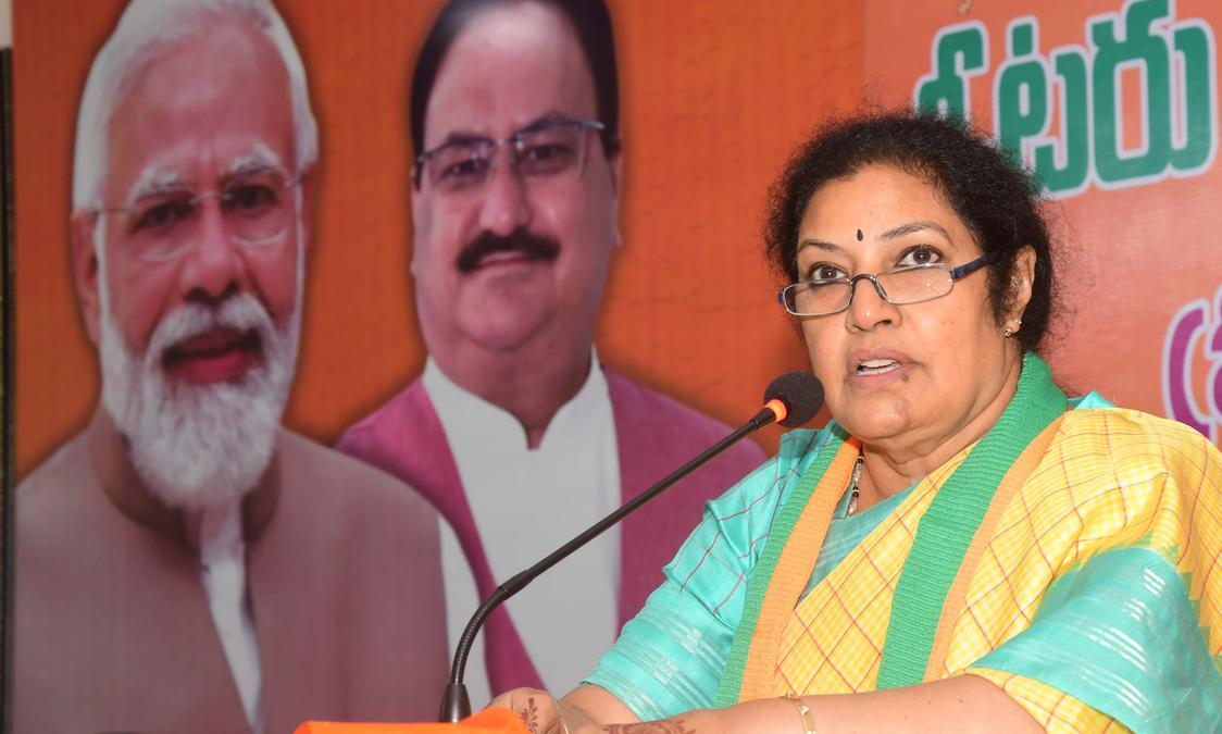 Daggubati Purandeswari Questions TTD Board Selection! | Daggubati ...