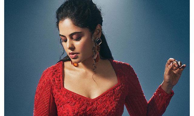Bindu Madhavi's Elegant Red Dress, that Stole Hearts | Bindu Madhavi's ...