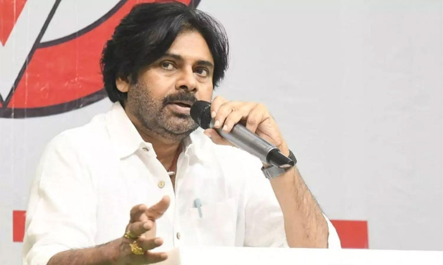 Pawan won't Talk About Telangana Issues, But Contests Here? | Pawan won ...