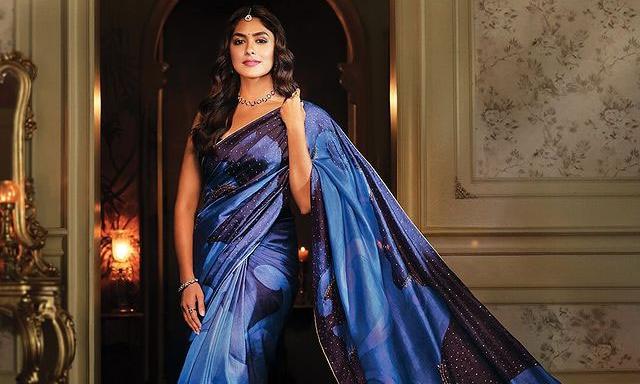 Mrunal Thakur Mesmerizes In Elegant Saree Campaign | Mrunal Thakur ...