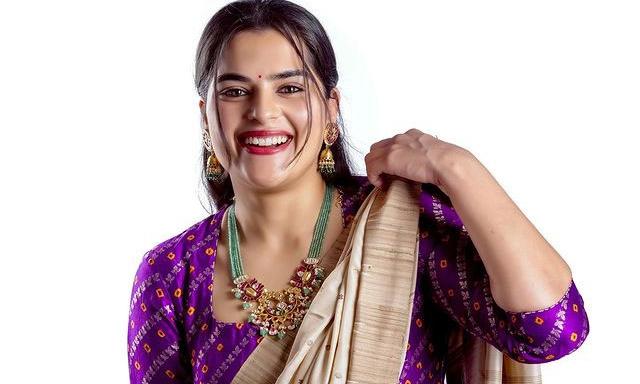 Kavya Kalyan Ram unveils her traditional beauty | Kavya Kalyan Ram ...