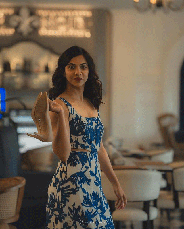 Lights Up! Madonna Sebastian Stuns in Blue Glam! | Lights Up! Madonna ...