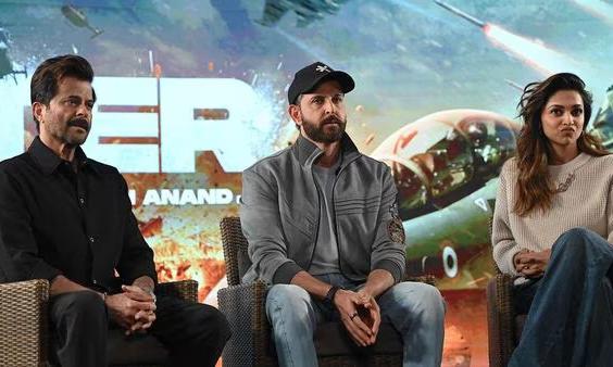 Hrithik's Heartfelt Praise On 'Animal' Actor! | Hrithik's Heartfelt ...