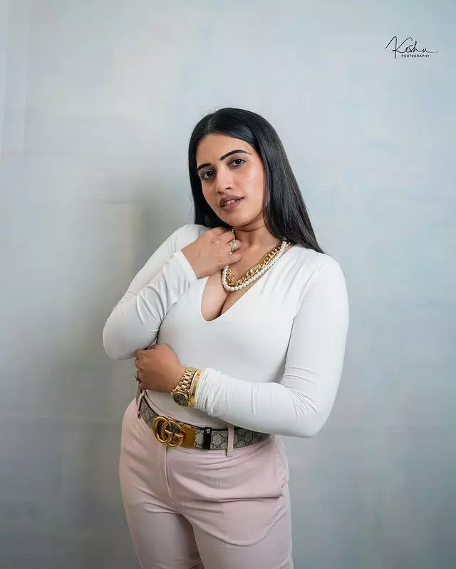 Sravanthi Chokkarapu Looks Amazing ! | Sravanthi Chokkarapu Looks Amazing