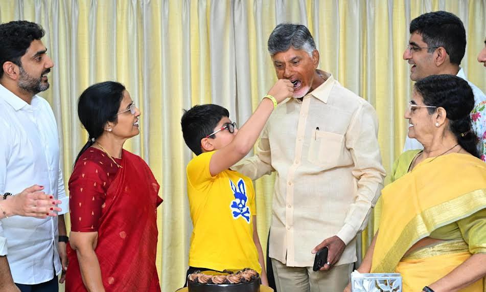 CBN celebrates his victory with family. | CBN celebrates his victory ...