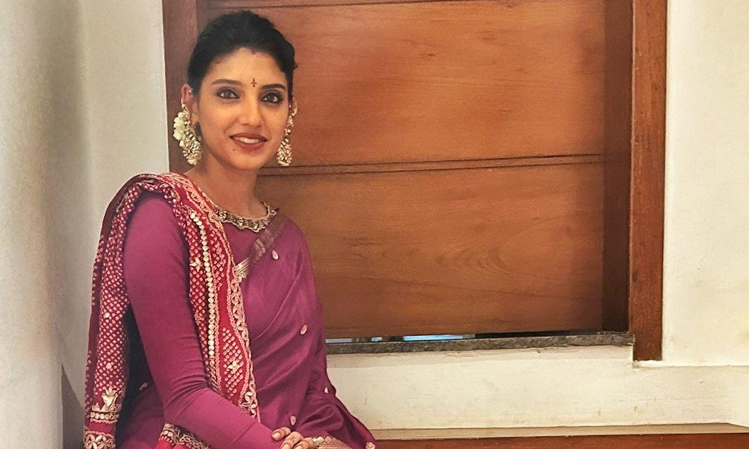 Rana s Wife Miheeka s Dazzling Karwachauth Festivity Stuns Fans! | Rana ...