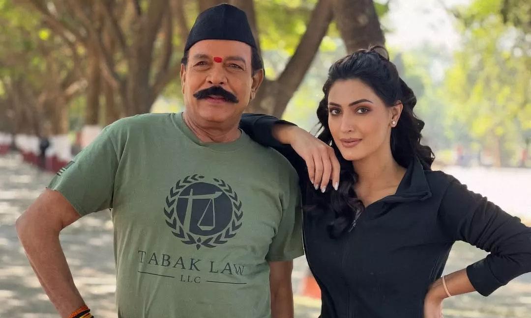 70-Year-Old Bollywood Actor Trolled Over Dating 31-Year-Old Actress ...