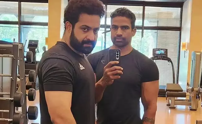 junior ntr weight