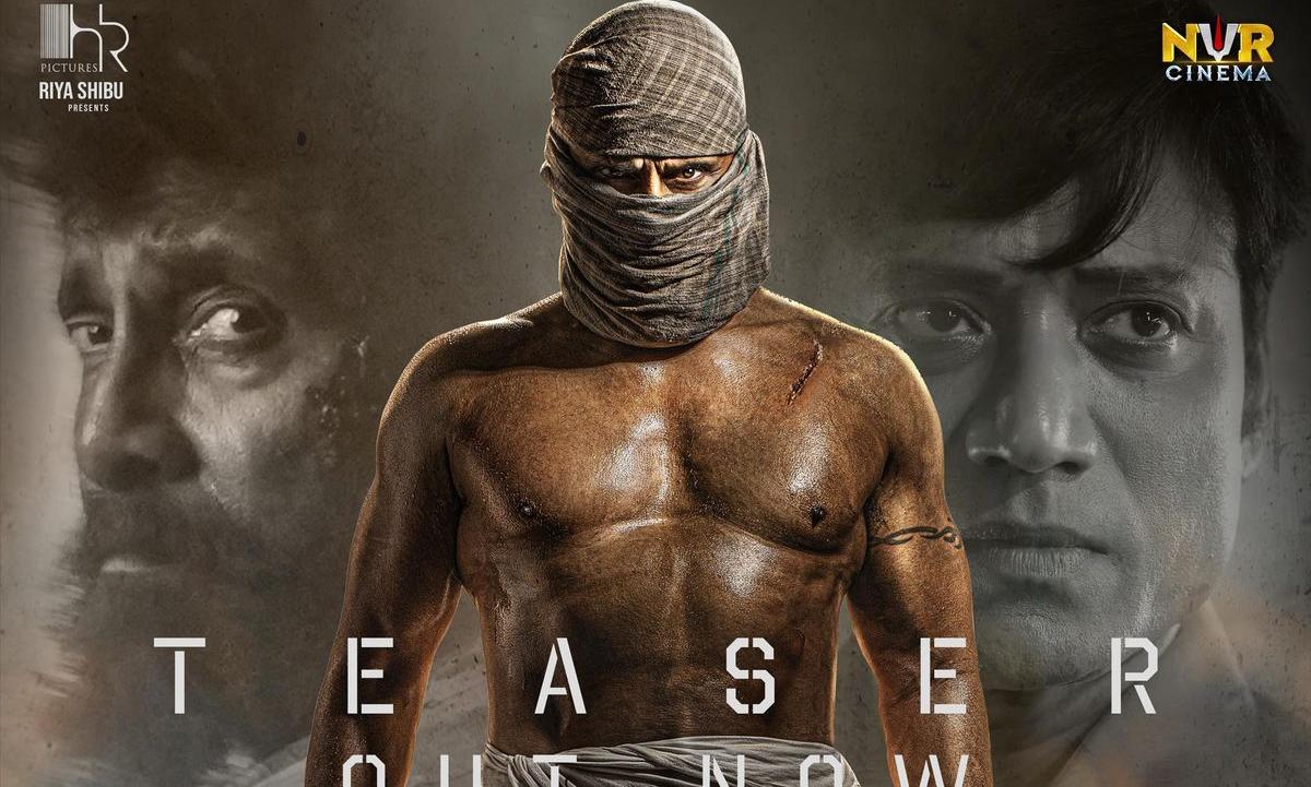 Chiyaan Vikram's Veera Dheera Soora Teaser: Action packed | Chiyaan ...