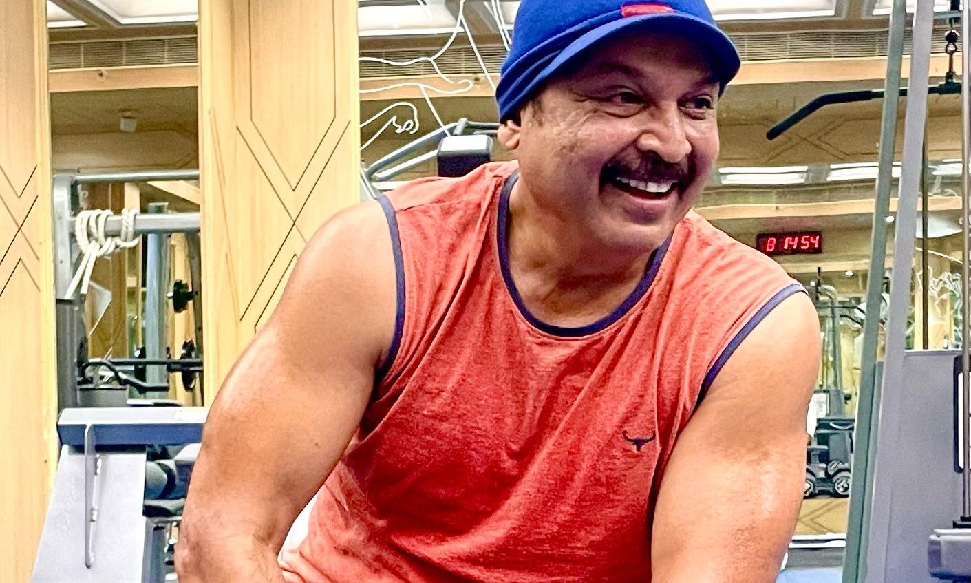 Actor Naresh surprises with his fitness routine | Actor Naresh ...