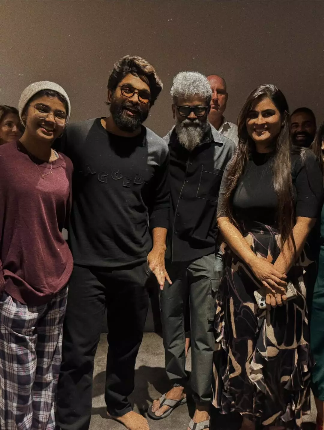 Sreeleela–Allu Arjun Selfie Creates Massive Stir Across Social Media ...