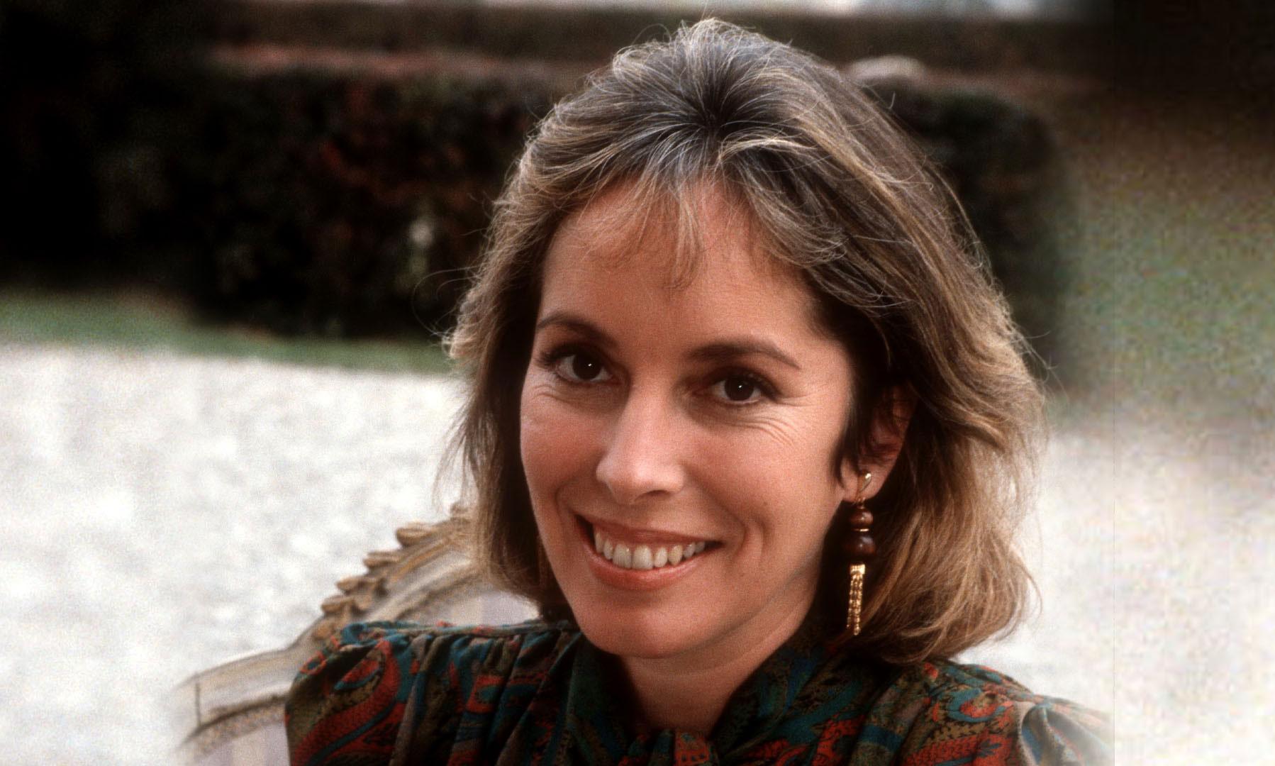 నవ్వుల చక్రవర్తి కుమార్తె కన్నుమూత... ఆలస్యంగా వెలుగులోకి! | Charlie ...