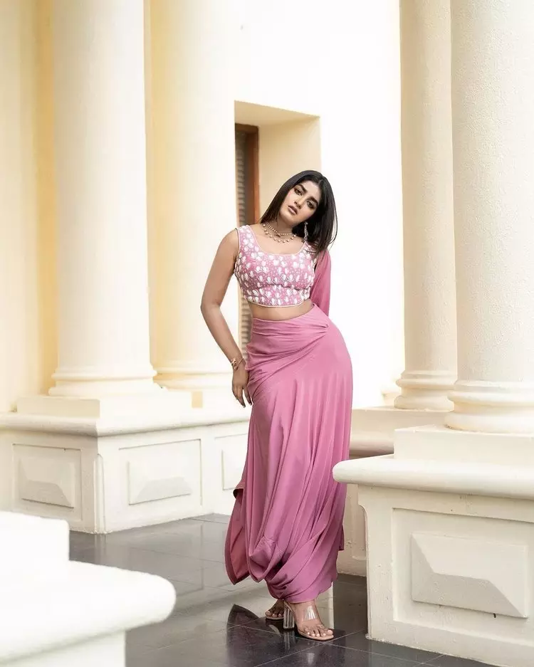 Alluring Dimple Hayathi | Alluring Dimple Hayathi