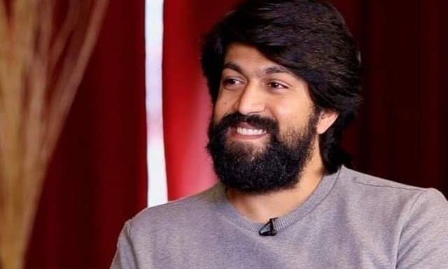 యష్ కోసం తెలుగు నిర్మాతల ఆరాటం..! | Telugu Producers Waiting For Yash Dates