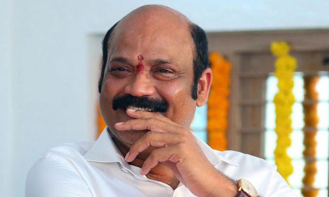 బాబుతో యార్లగడ్డ భేటీ...వంశీ మీద పోటీ...? | Yarlagadda meeting with ...