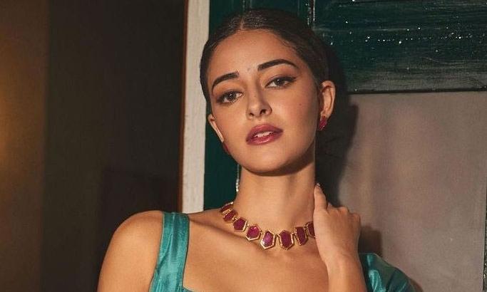 కన్నీళ్లు పెట్టుకుని అక్కడే ఉండిపోను! | Ananya Pandey About Trolling ...