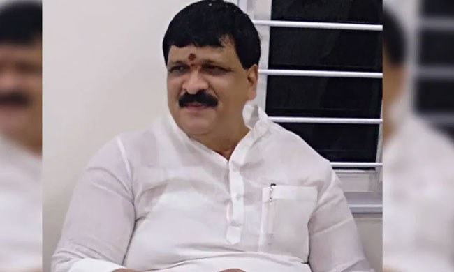 మైనంపల్లి కి టికెట్... అయినా వికెట్ పడబోతోందా...? | Mynampally ...