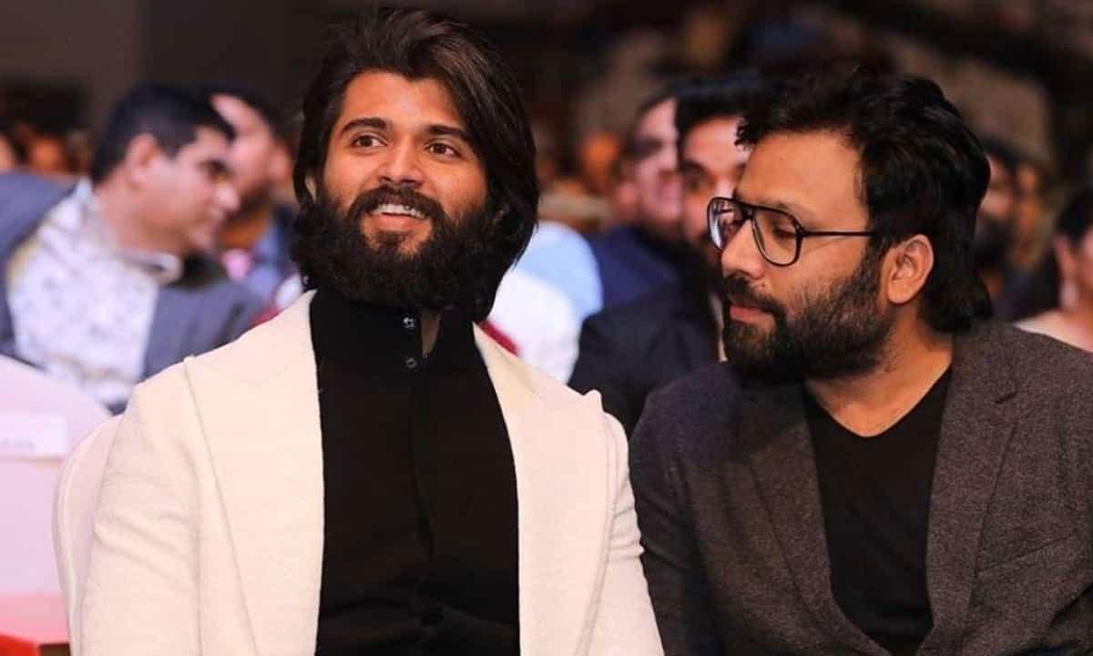విజయ్ దేవరకొండ.. మళ్ళీ ఈ కాంబో సెట్టయితే.. | Will Devarakonda and Sandeep Vanga Combo Repeat Again