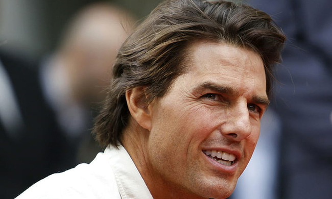 భార్యలకు 33 ఏళ్లు వస్తే విడాకులు తీసుకునే హీరో!? | Hollywood Actor Tom ...