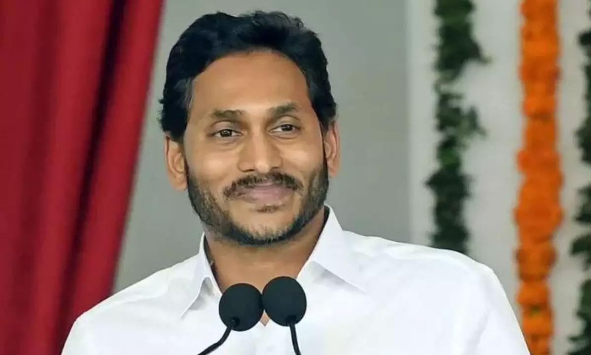 బాబు జైలులో...జగన్ జనంలోకి....! | Jagan Strategies on AP Assembly Elections