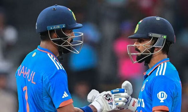 పాక్ బౌలర్లకు చుక్కలు... రాహుల్, కోహ్లీ సెంచరీలు! | Pakistan bowlers ...