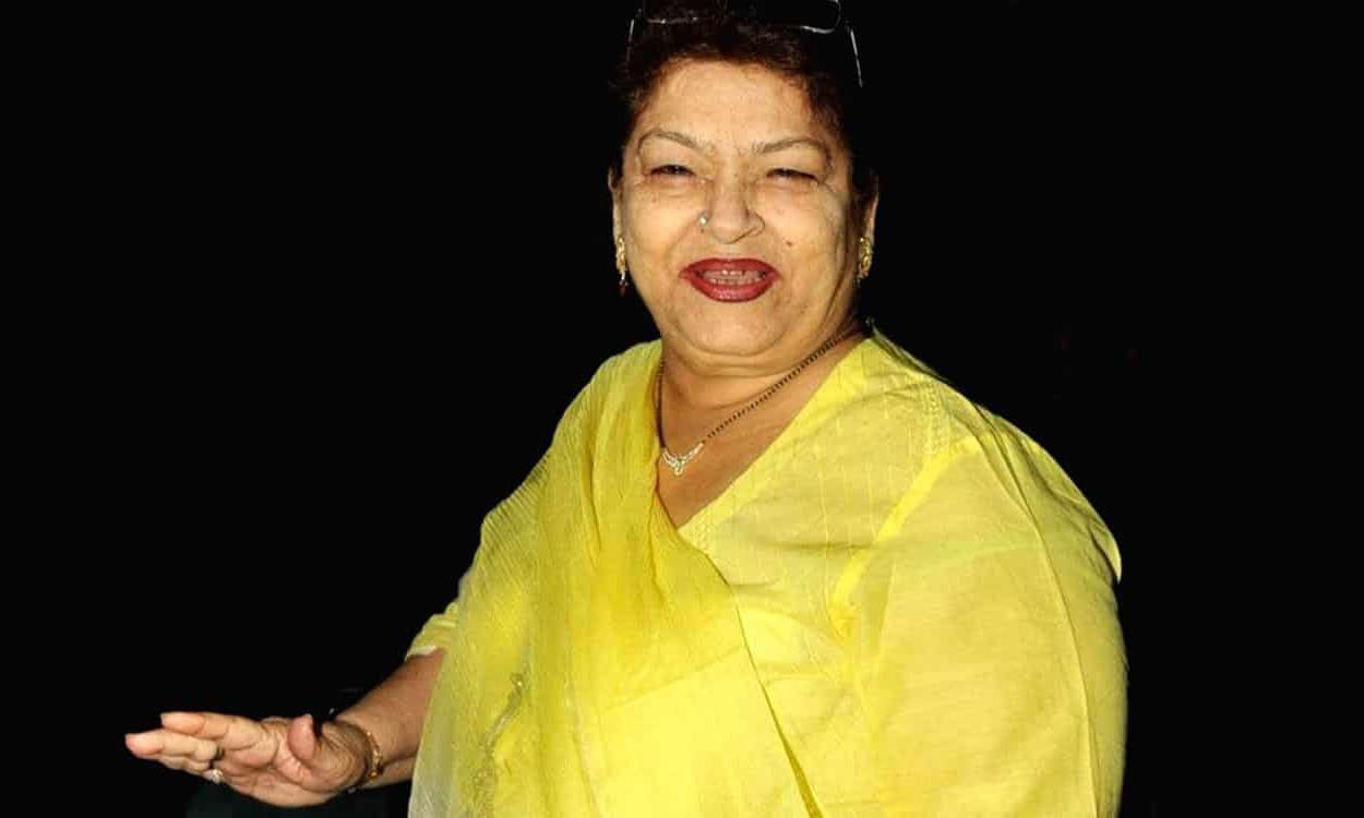 ఫేమ‌స్ కొరియోగ్రాఫ‌ర్ బ‌యోపిక్ తెరపైకి! | Update on Saroj Khans Biopic