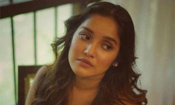 గ్లామర్ డోస్ తోనే ఛాన్సులు కొట్టేస్తోంది! | Anikha Surenderan Photo Talk