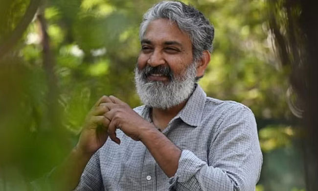 రాజ‌మౌళి ఇలాంటి బ‌యోపిక్ తీస్తాడ‌నుకోలేదు! | Rajamouli film on the rise ...