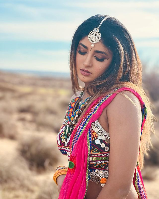 Dimple Hayathi's Frontal Tease Steals Hearts | Dimple Hayathi's Frontal ...