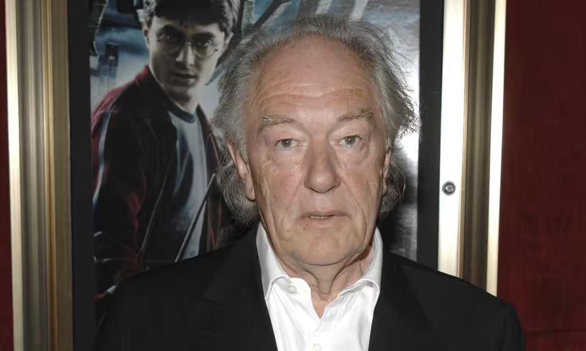 'హ్యారీపోట‌ర్' న‌టుడు క‌న్నుమూత‌ | Harry Potter Actor Michael Gambon ...