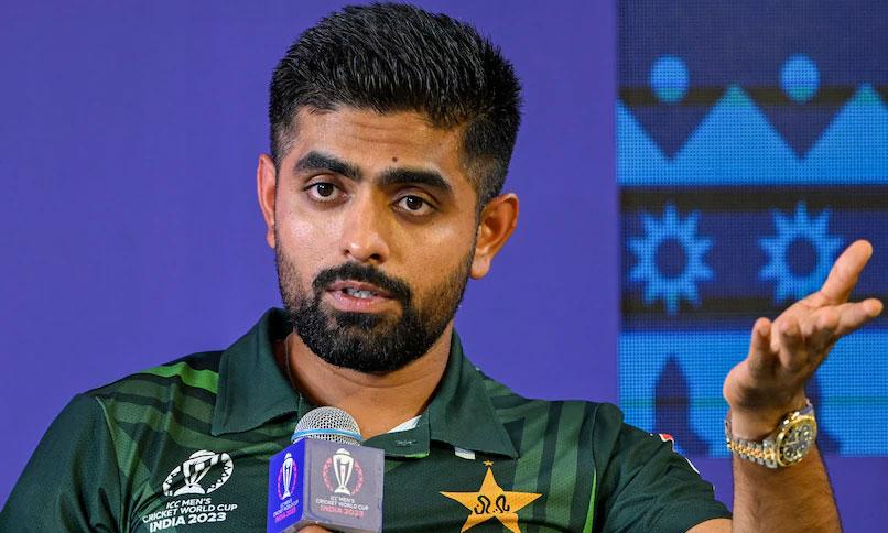 హైదరాబాద్ ఫ్యాన్స్ టచ్ చేస్తున్నారు...బాబర్ ఫుల్ హ్యాపీ! | Babar Azam ...