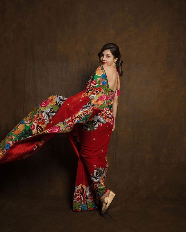 Mehreen Pirzada dazzles in a adorable red floral saree | Mehreen ...