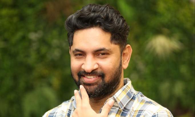 ఆ పాత్ర నన్ను కూడా వదల్లేదు! | Tiger Nageswara Rao Diretor Vamsee