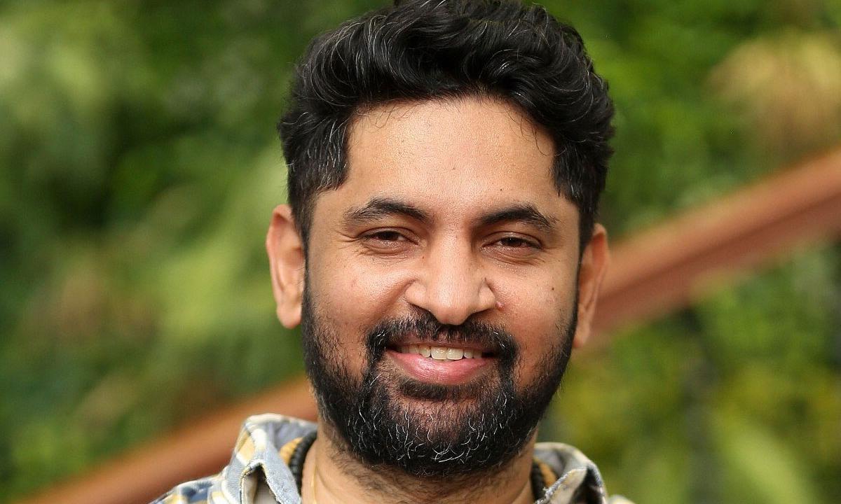 రాజ‌మండ్రి బ్రిడ్జి ట్రైన్ సీన్ కి ఏడాదా? | Vamsee About Tiger ...