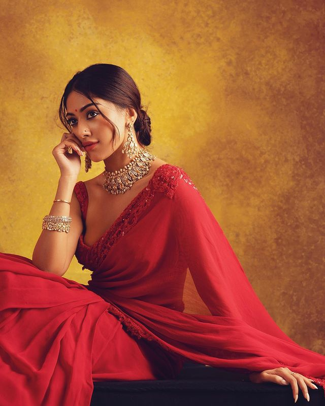 Attractive Anu Emmanuel Amazes In A Ravishing Red Saree! | Attractive ...