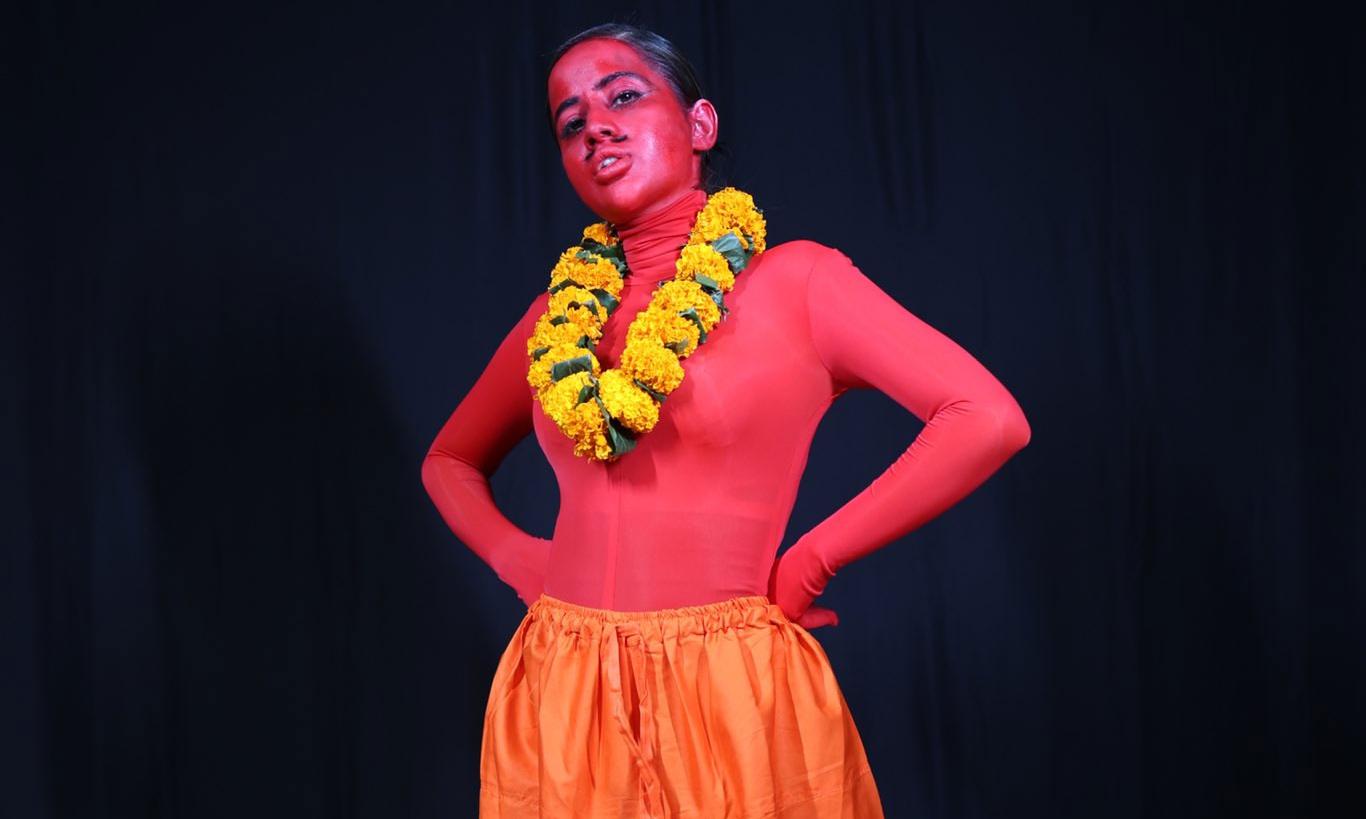 హాట్ బ్యూటీకి చంపేస్తామని బెదిరింపులు | Urfi Javed Gets Death Threats ...