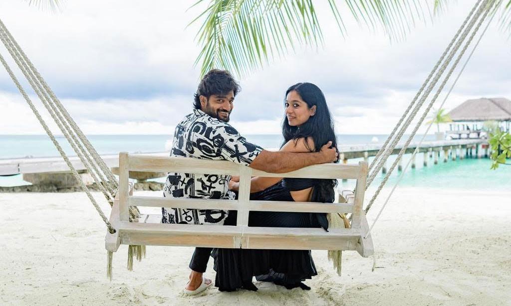భార్యతో యంగ్ హీరో వెకేషన్.. పిక్స్ వైరల్ | Karthikeya and Lohitha Reddy ...