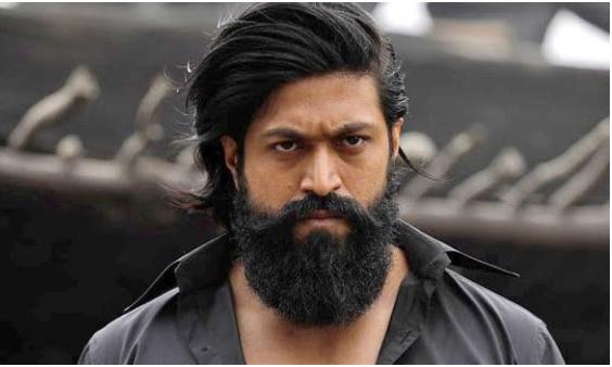 యశ్.. మరో క్రేజీ హింట్ | Yash Another crazy hint In New Move