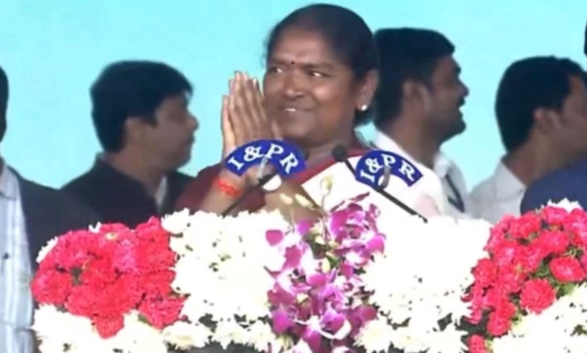 సీతక్క ప్రయాణం... నక్సలైట్ - లాయర్‌ - ఎమ్మెల్యే - మంత్రి!! | Telangana ...