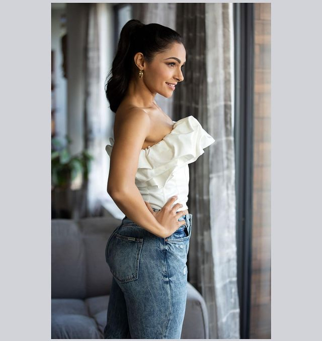 Andrea Jeremiah: A Stylish Sensation in Instagram | Andrea Jeremiah: A ...