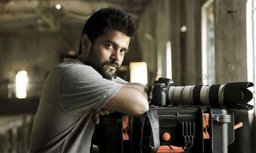 సలార్ - KGF సెట్ ఒకటేనా.. క్లారిటీ వచ్చేసింది | Is Only One Set For ...