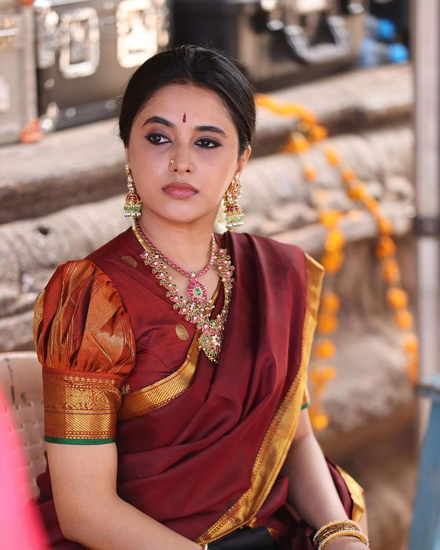 Priyanka Mohan Turns Heads With "Captain Miller" | Priyanka Mohan Turns ...