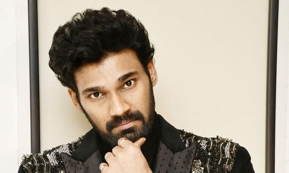 డాక్టర్‌ గా బెల్లంకొండ 'నాంది' షురూ | Bellamkonda New Film Update