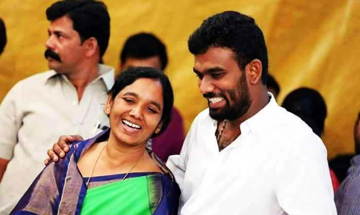 ‘పరిటాల’.. కుటుంబం పరిస్థితి ఏమిటి? | What is the condition of the ...