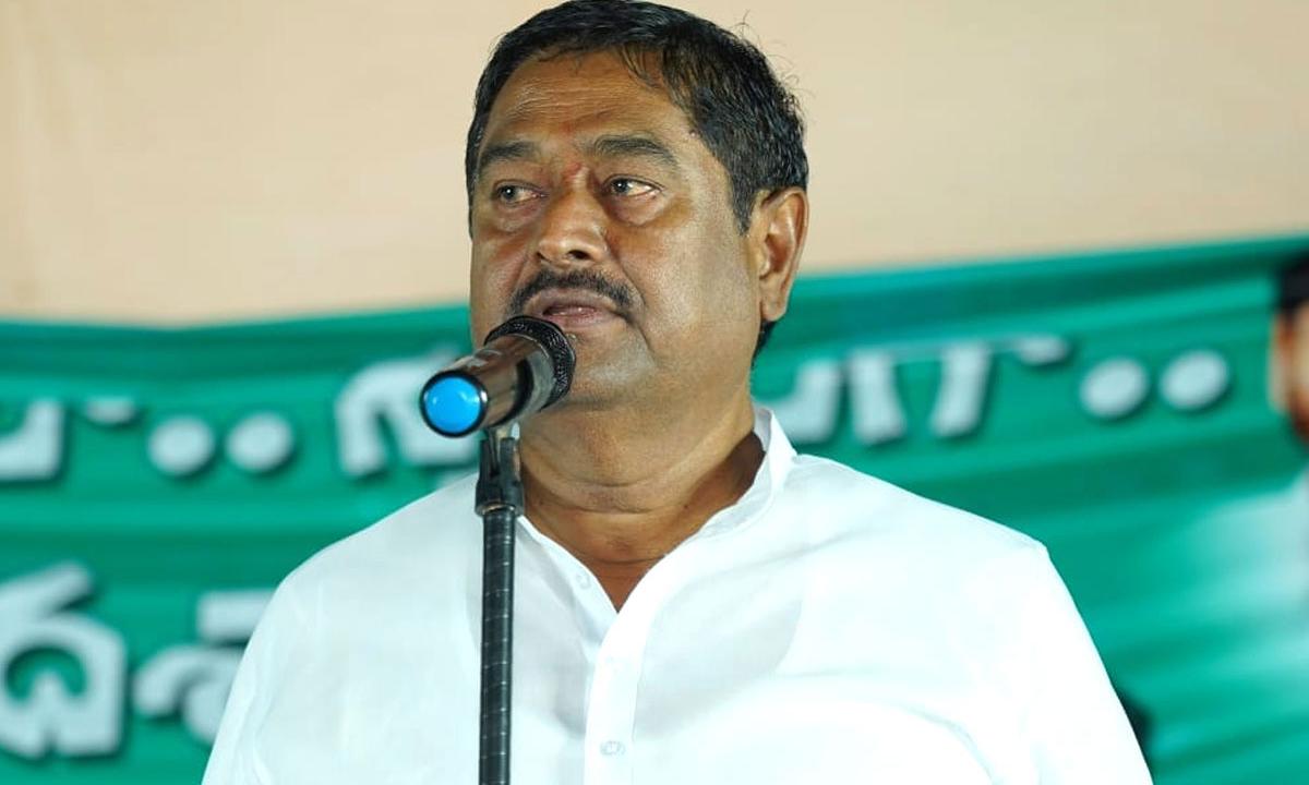 కడప సుబ్బారెడ్డి కబ్జా చేస్తాడంట.., మంత్రి ధర్మాన హాట్ కామెంట్స్ ...