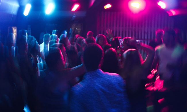 డ్రగ్స్ కేసు: నటి మిస్సింగ్? క్రిష్ ఎక్కడ? | Drug case: Lishi Ganesh ...