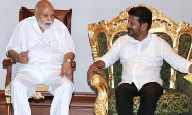 సీఎం రేవంత్.. ఆ మీడియా మొఘల్ ను కలిశారా? | CM Revanth Meets Ramoji Rao