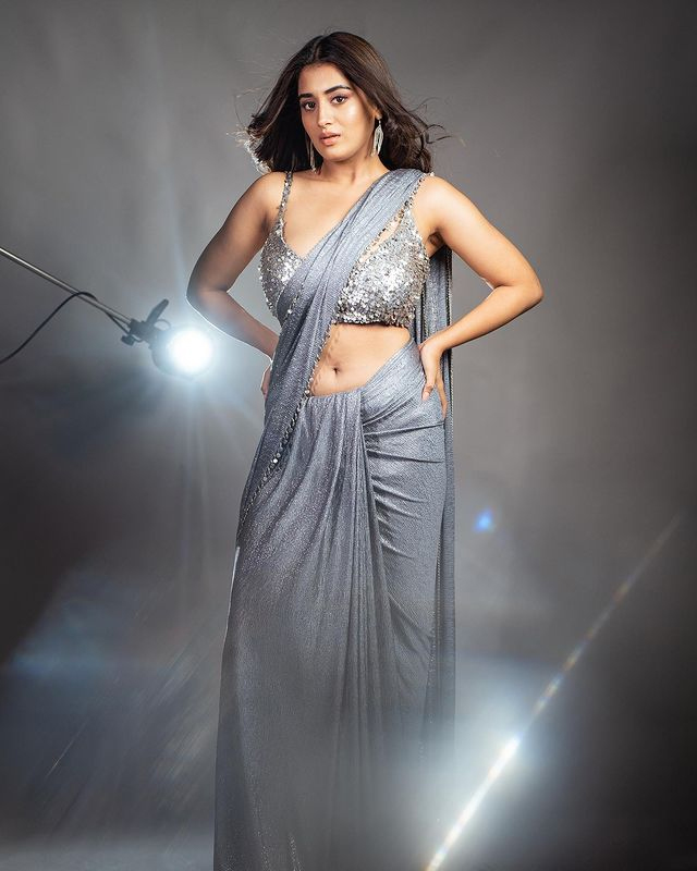 Rashi Singh Shines in Stunning Saree Snaps! | Rashi Singh Shines in ...