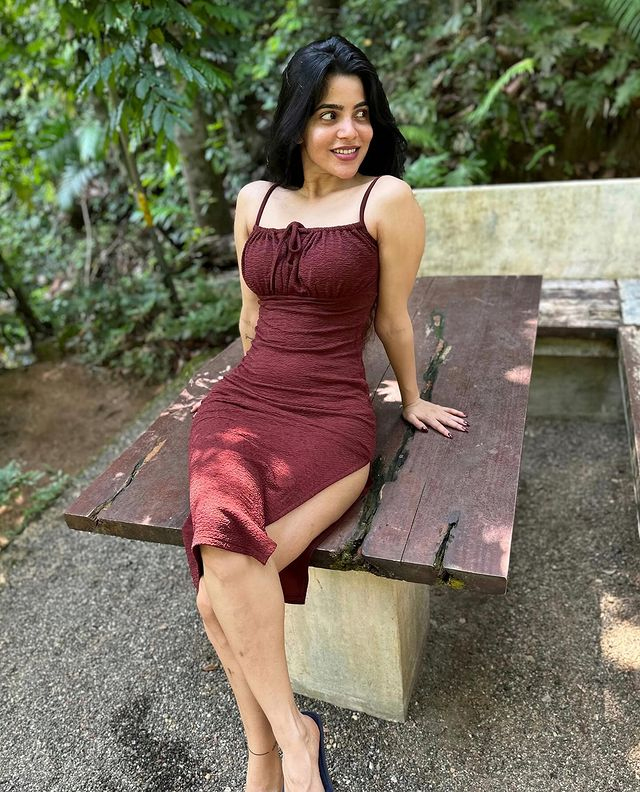 Adiye!! Beauty of Bachelor's Actress | Adiye!! Beauty of Bachelor's Actress